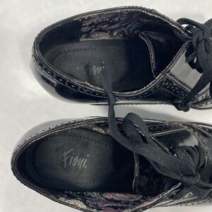 Fiona | Shoes | Fiona Heels In Vintage Design | Poshmark